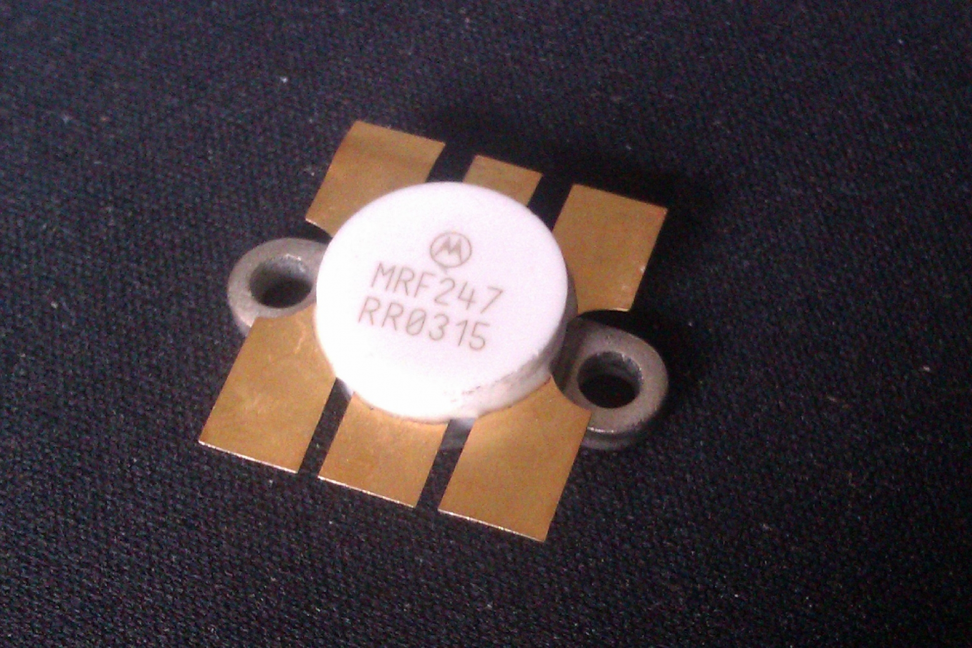 MRF247 Motorola - MRF Serie - AmateurRadioShop.nl